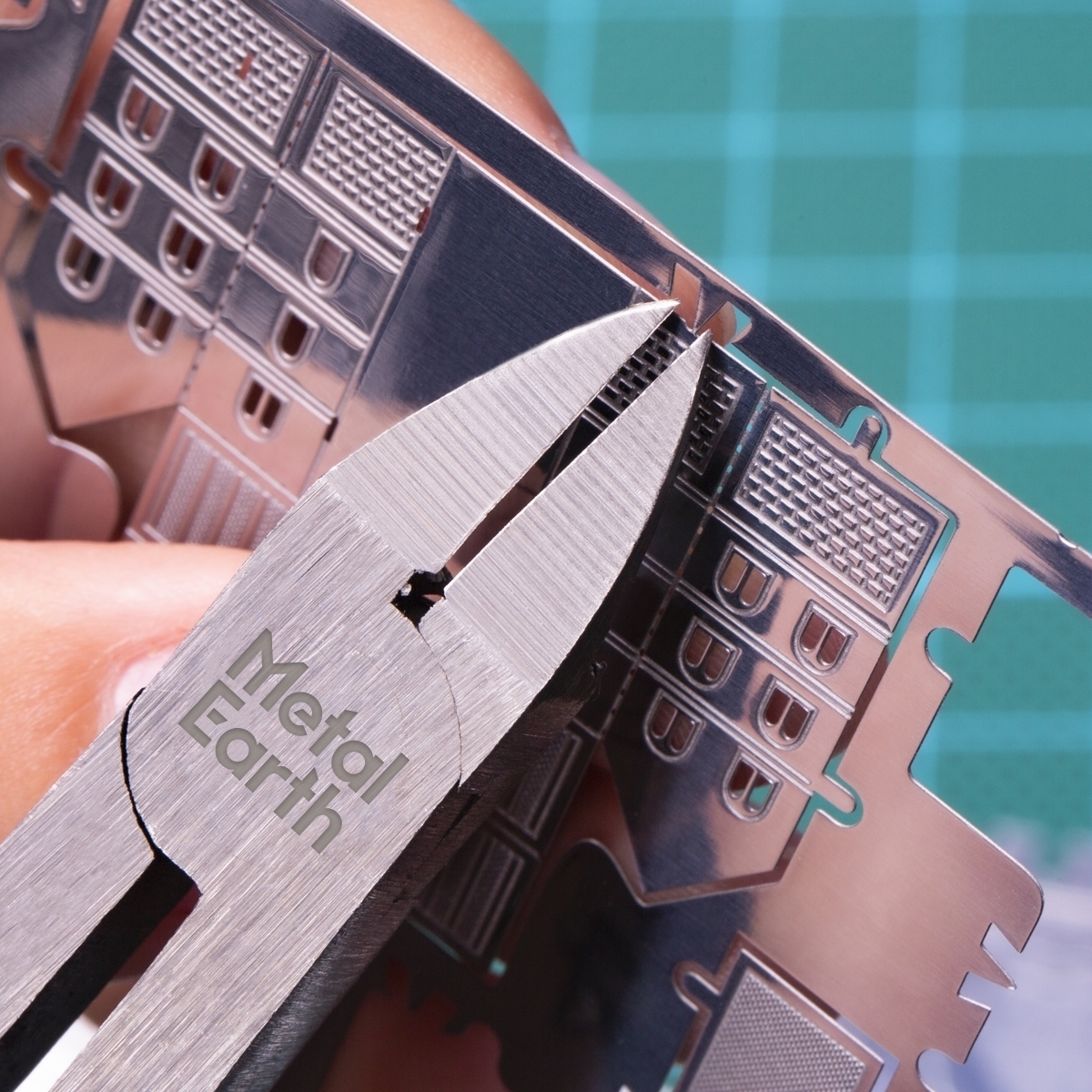 Tool Kit - New, Enhanced Design | 3D Metal Model Kits